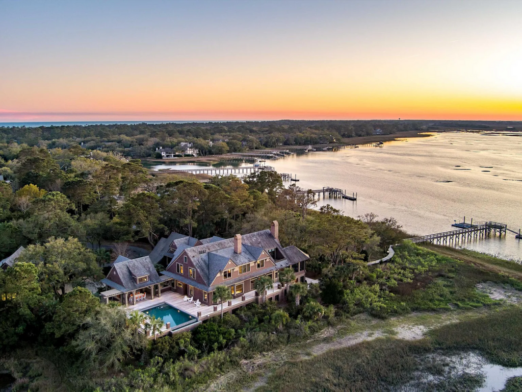 The River Haven Estate - Estate Media