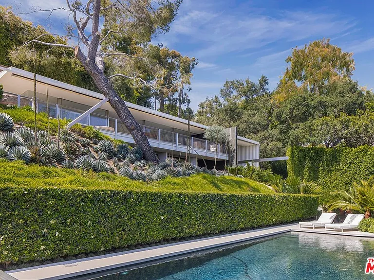 The Brown House - Estate Media